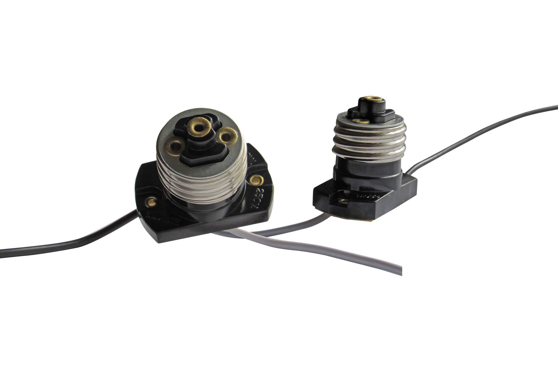 IS270-12TEW - Medium Base Phenolic Incandescent Light Socket Adapter ...